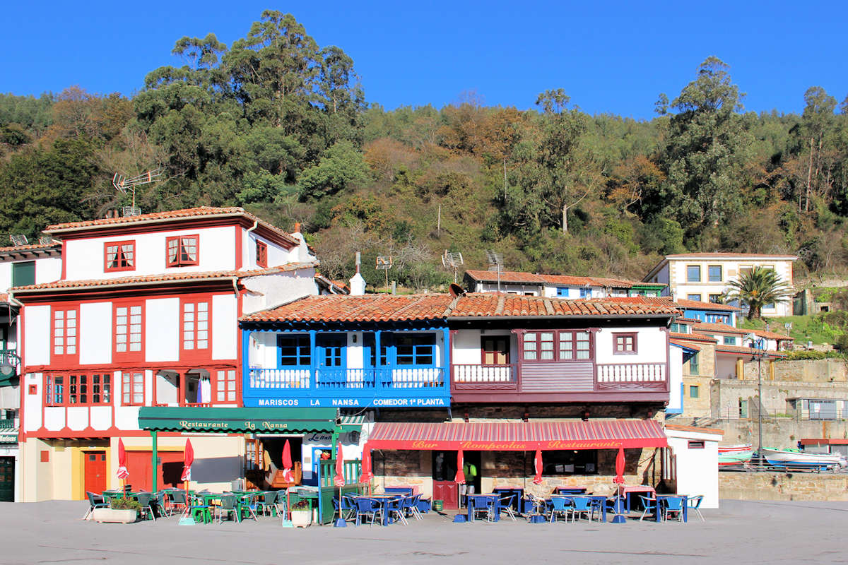 TAZONES » Qué ver y hacer, un atractivo rincón costero