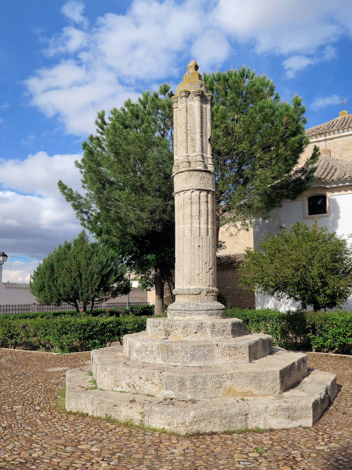 TEMBLEQUE » Qué ver y hacer. Descubre su Plaza Mayor