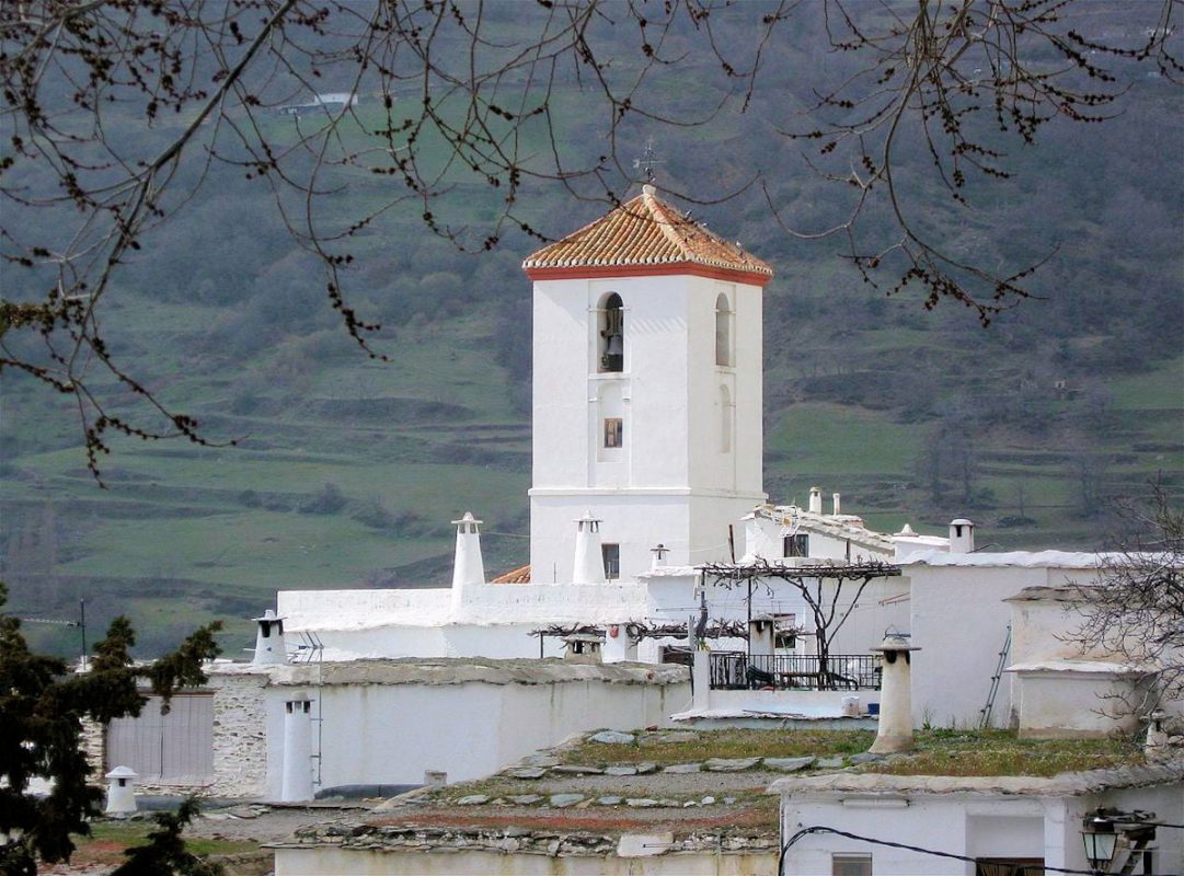 CAPILEIRA » Qué ver y hacer en este pueblo granadino