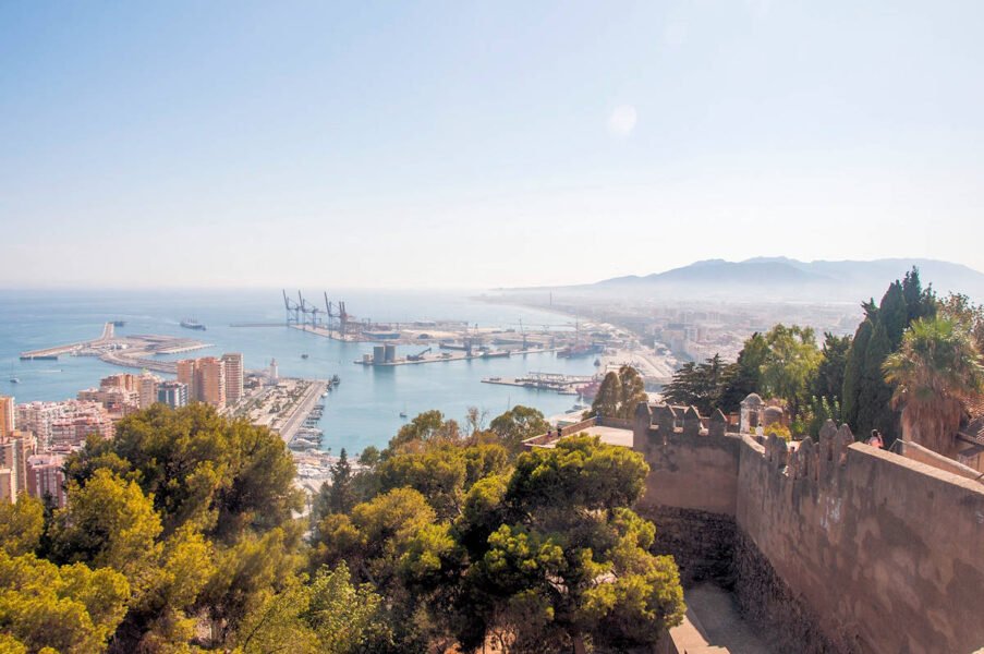 LAS 16 MEJORES PLAYAS DE MÁLAGA +MAPA