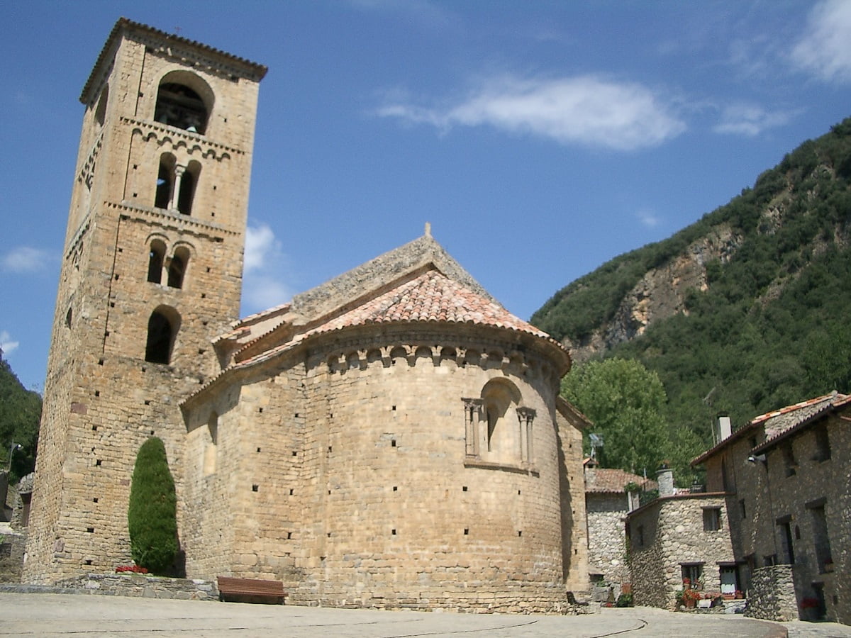 BEGET » Qué ver y hacer en esta milenaria villa catalana