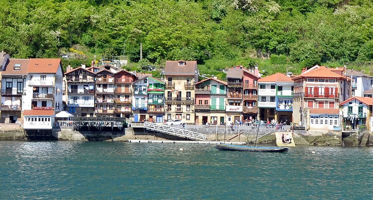 PASAIA » Descubre Qué Ver y Hacer en la costa vasca.
