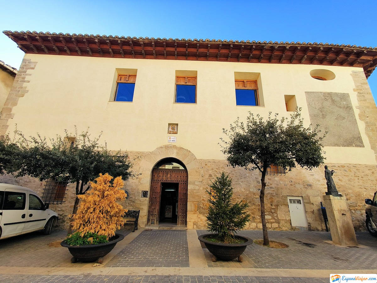 FORCALL » Qué ver y hacer en esta hermosa localidad.