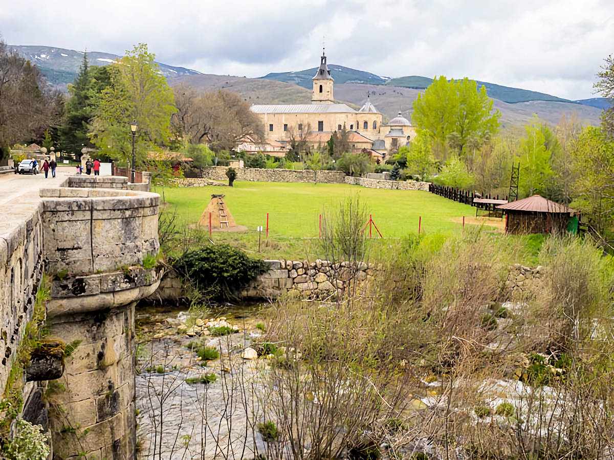 RASCAFRÍA » Descubre qué y hacer en este pueblo serrano