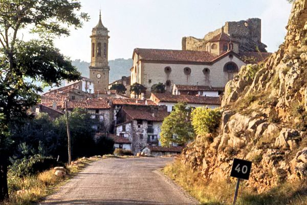 LINARES DE MORA » Qué Ver y Hacer. Un hermoso destino