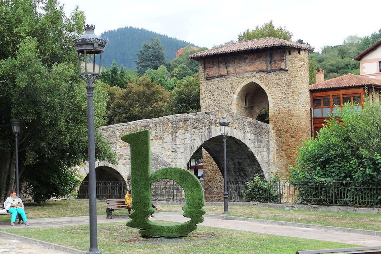 BALMASEDA » Qué ver y hacer. Villa medieval adornada por un hermoso ...